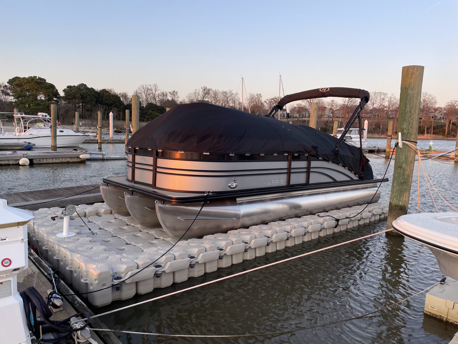 Drive-On Pontoon Boat Lifts | Dock Blocks
